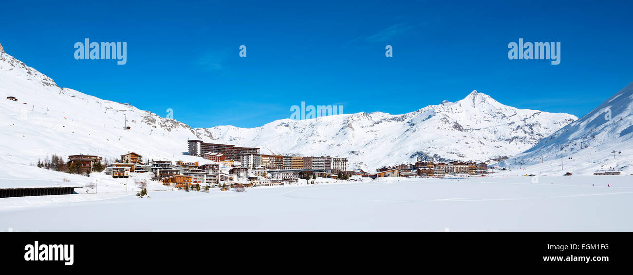 Tignes france ski resort hi-res stock photography and images - Alamy