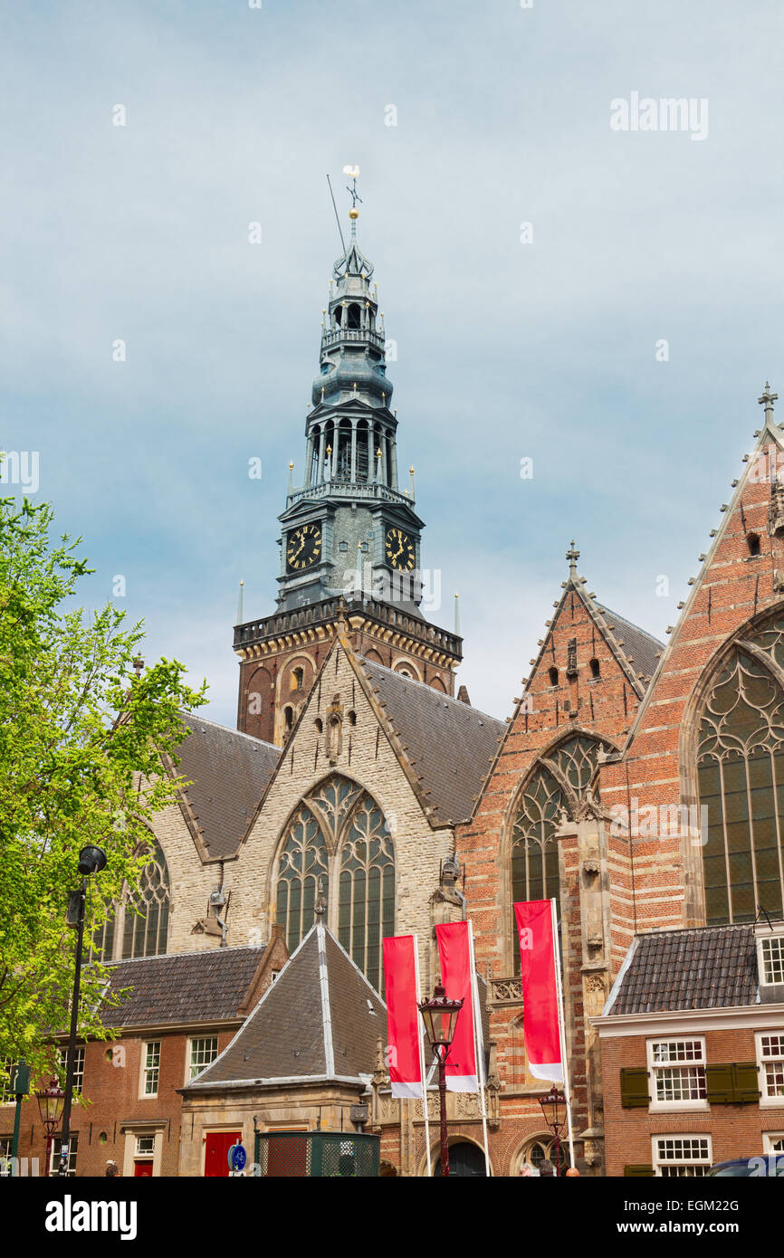 Oude Kerk, Amsterdam, Holland Stock Photo - Alamy