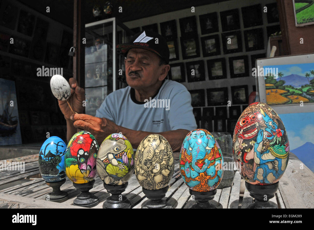 Ubud artist hi-res stock photography and images - Alamy