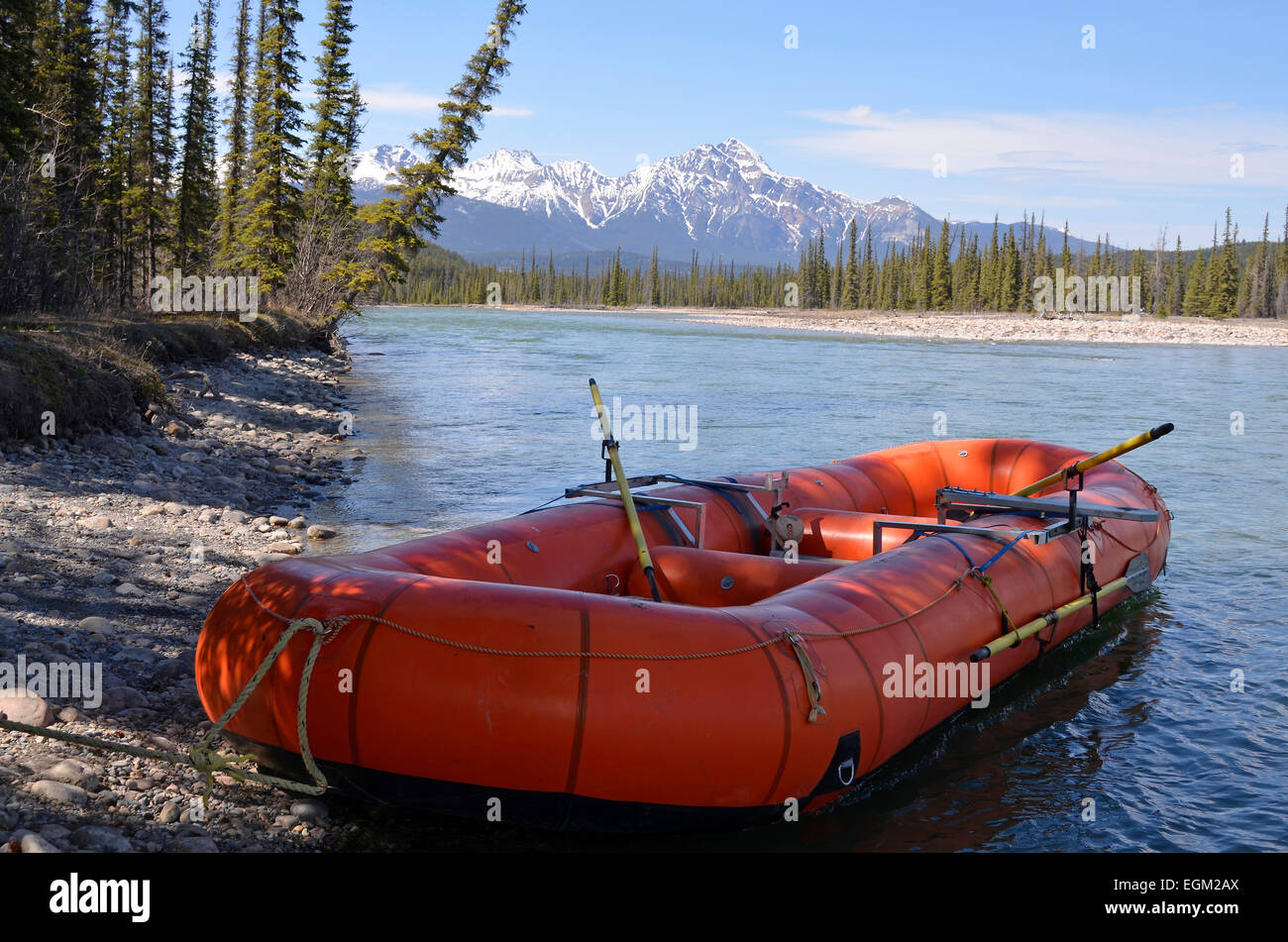 Empty boat trip hi-res stock photography and images - Alamy