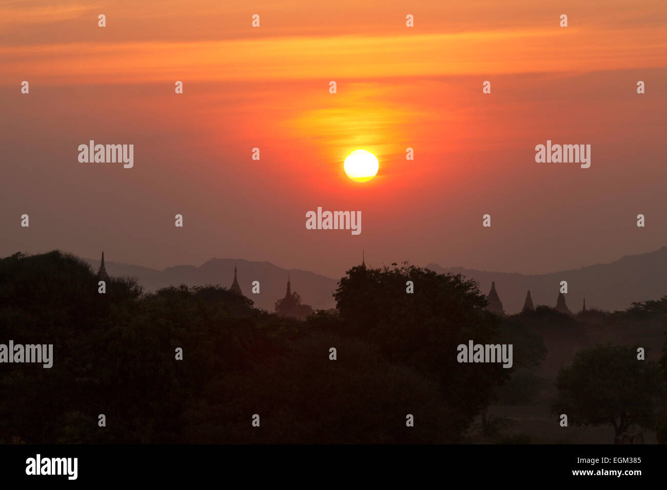Myanmar burma asia temples hi-res stock photography and images - Alamy