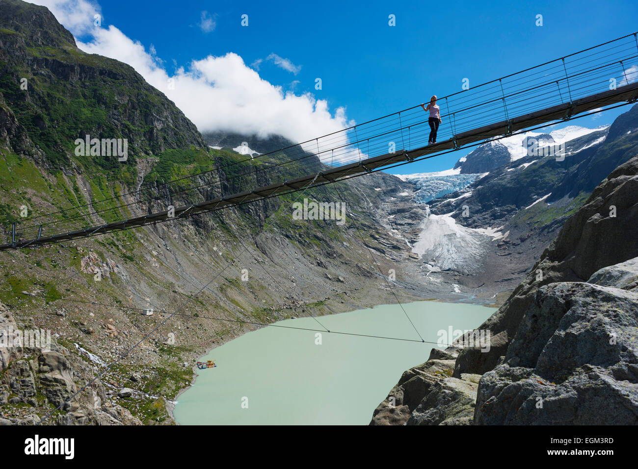 Trift suspension bridge (switzerland) hi-res stock photography and ...