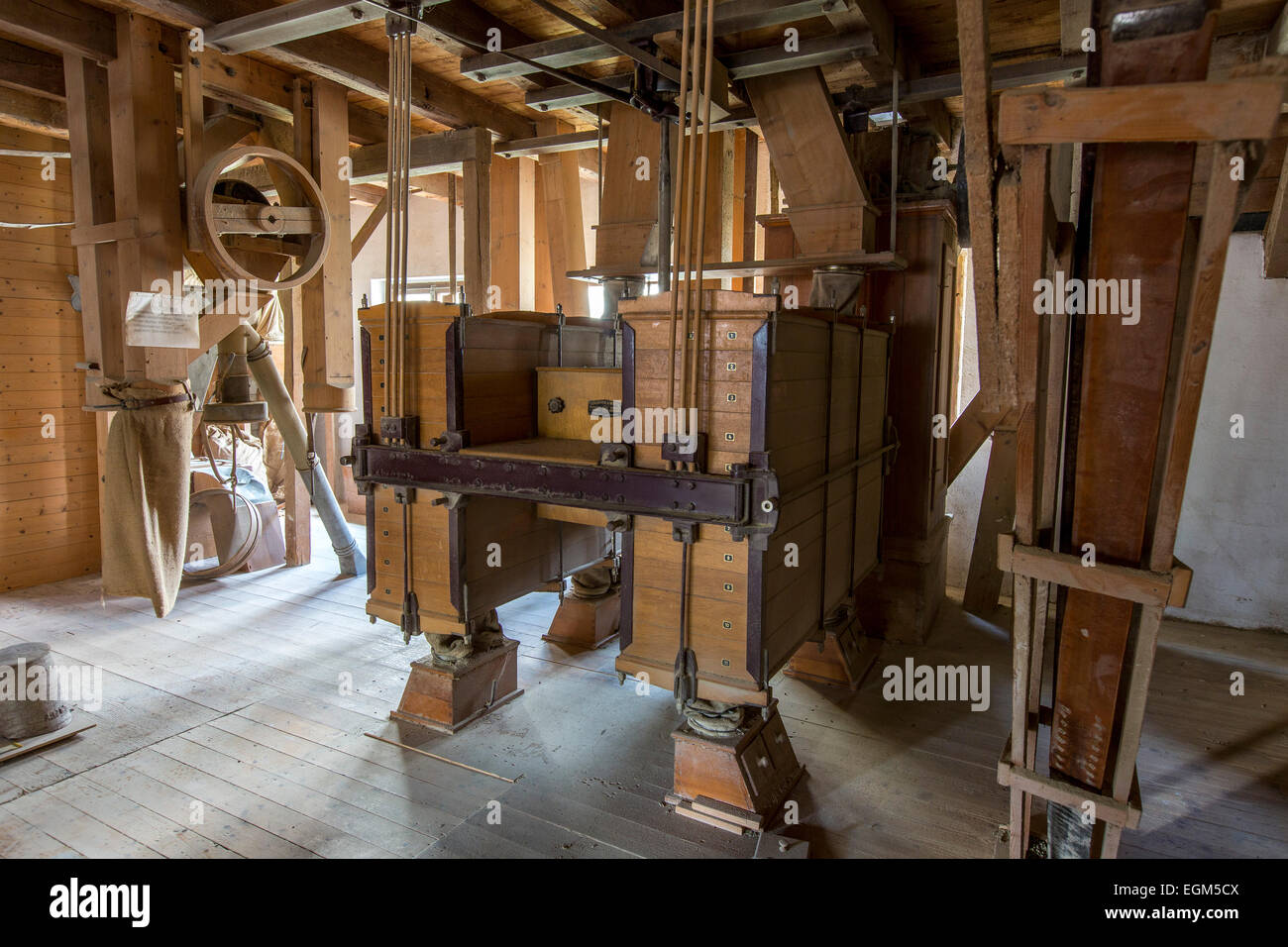 Historic water mill, "Schleimer Mühle", the mill grins grain since 1333 ...