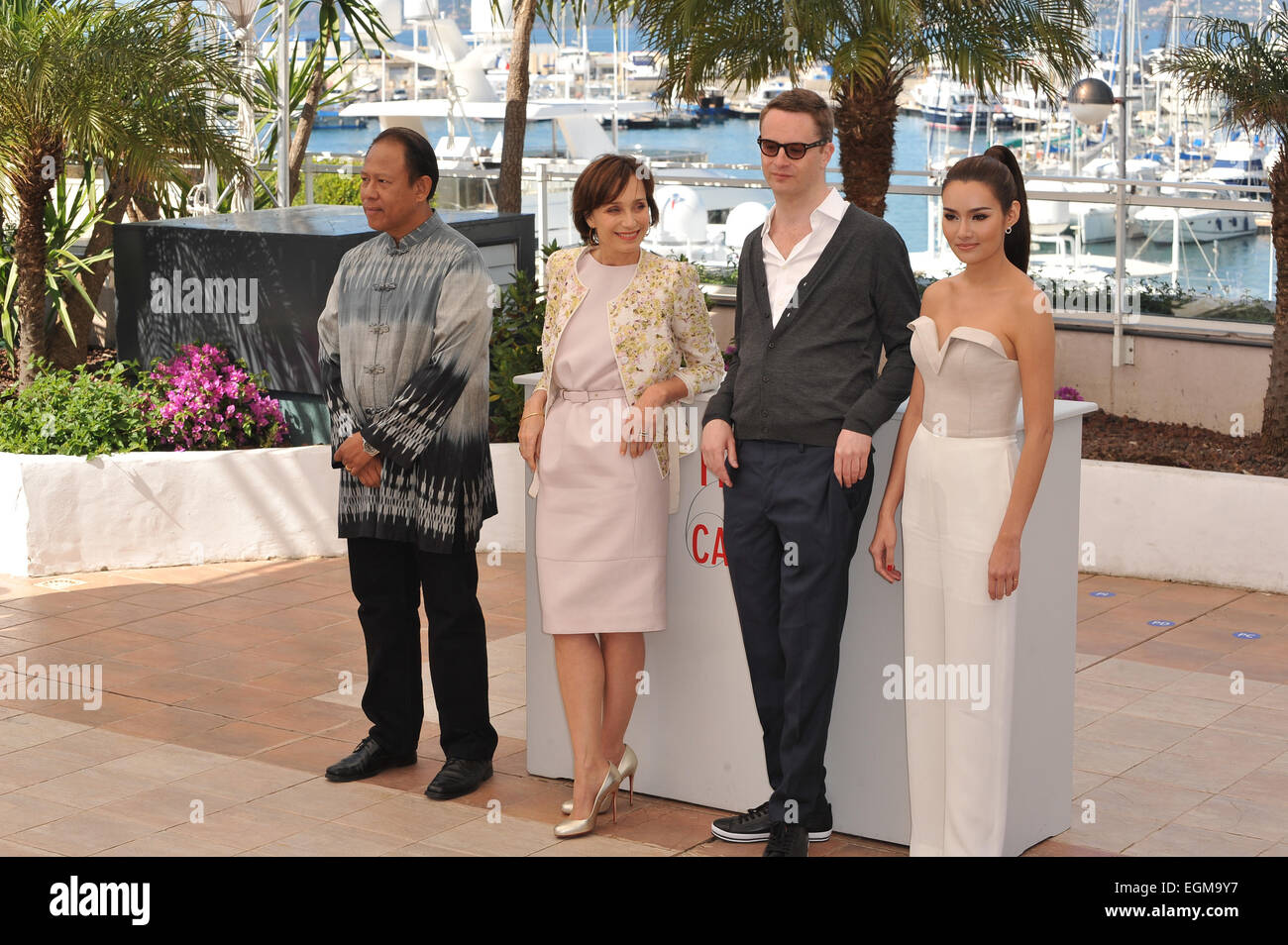 CANNES, FRANCE - MAY 22, 2013: Vithaya Pansringarm & Kristin Scott ...