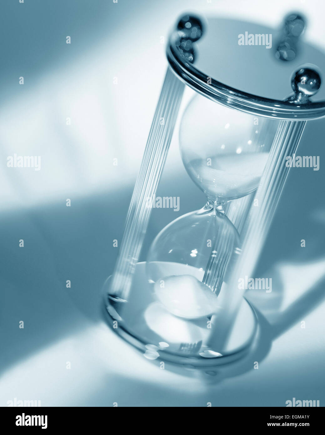 The hourglass hi-res stock photography and images - Alamy