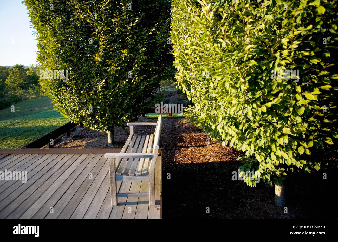 End of row hi-res stock photography and images - Alamy