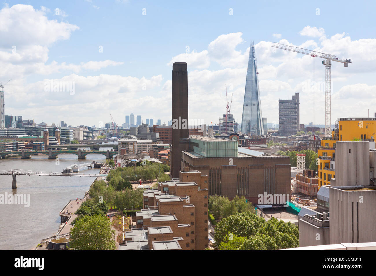 Bankside construction london hi-res stock photography and images - Alamy
