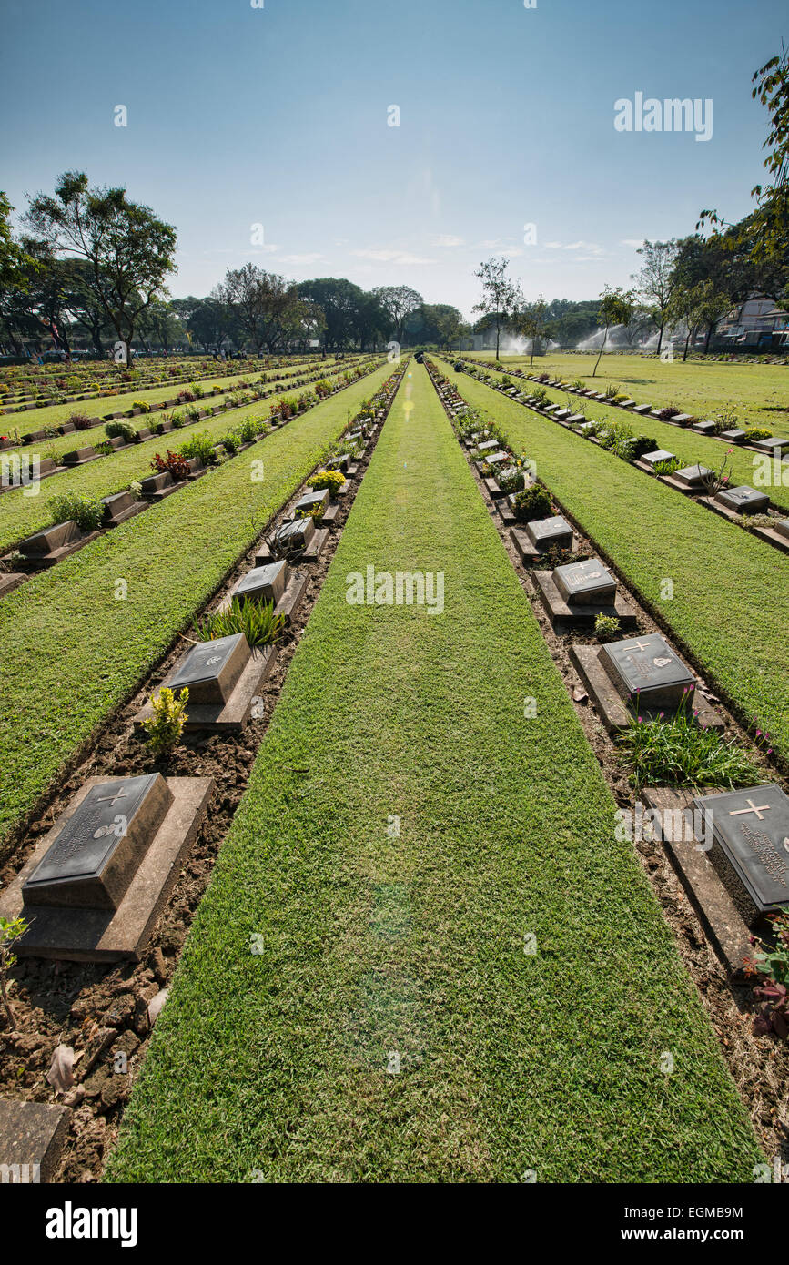 Gravestones at the Kanchanaburi War Cemetery remembering Commonwealth ...