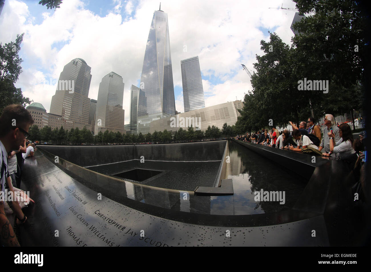 The One World Trade Center stands over the National September 11 ...
