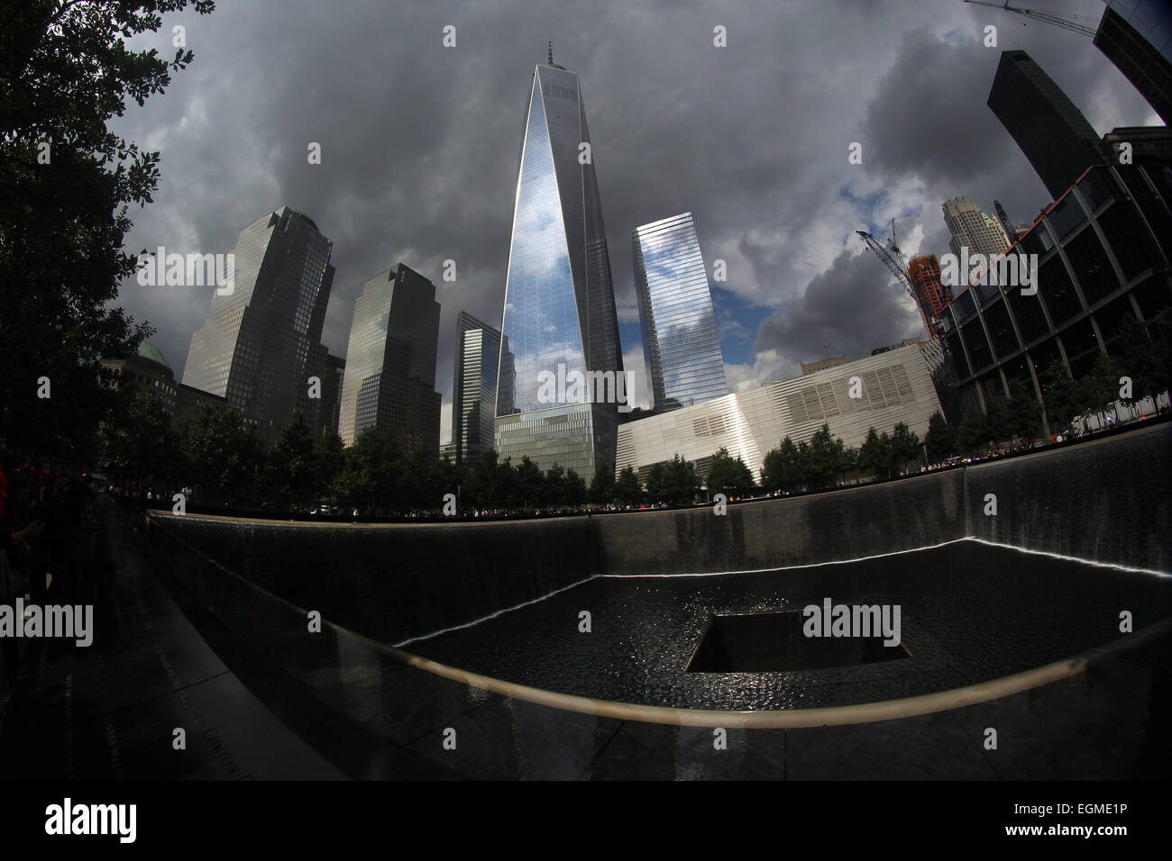 The One World Trade Center stands over the National September 11 ...