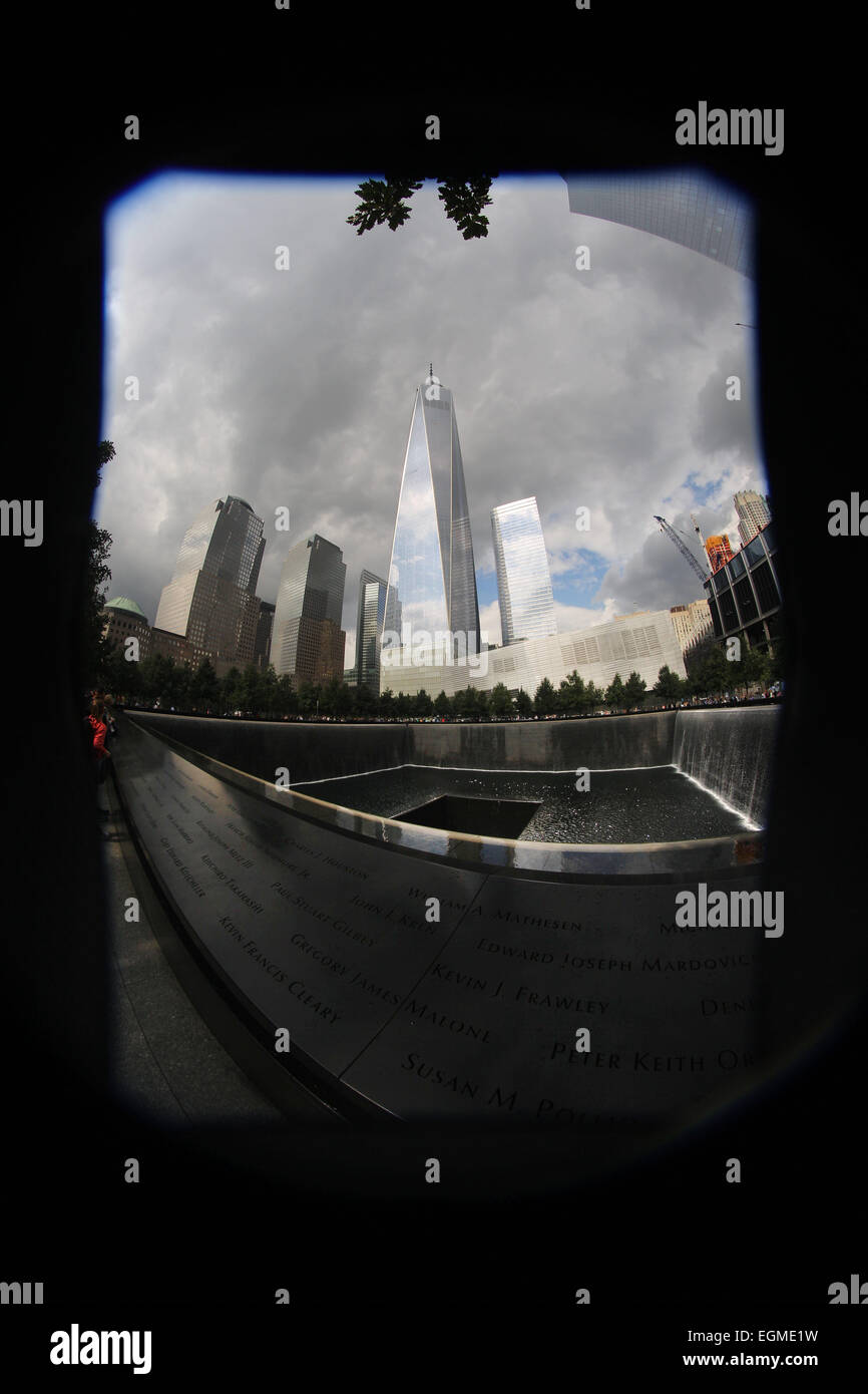 The One World Trade Center stands over the National September 11 ...
