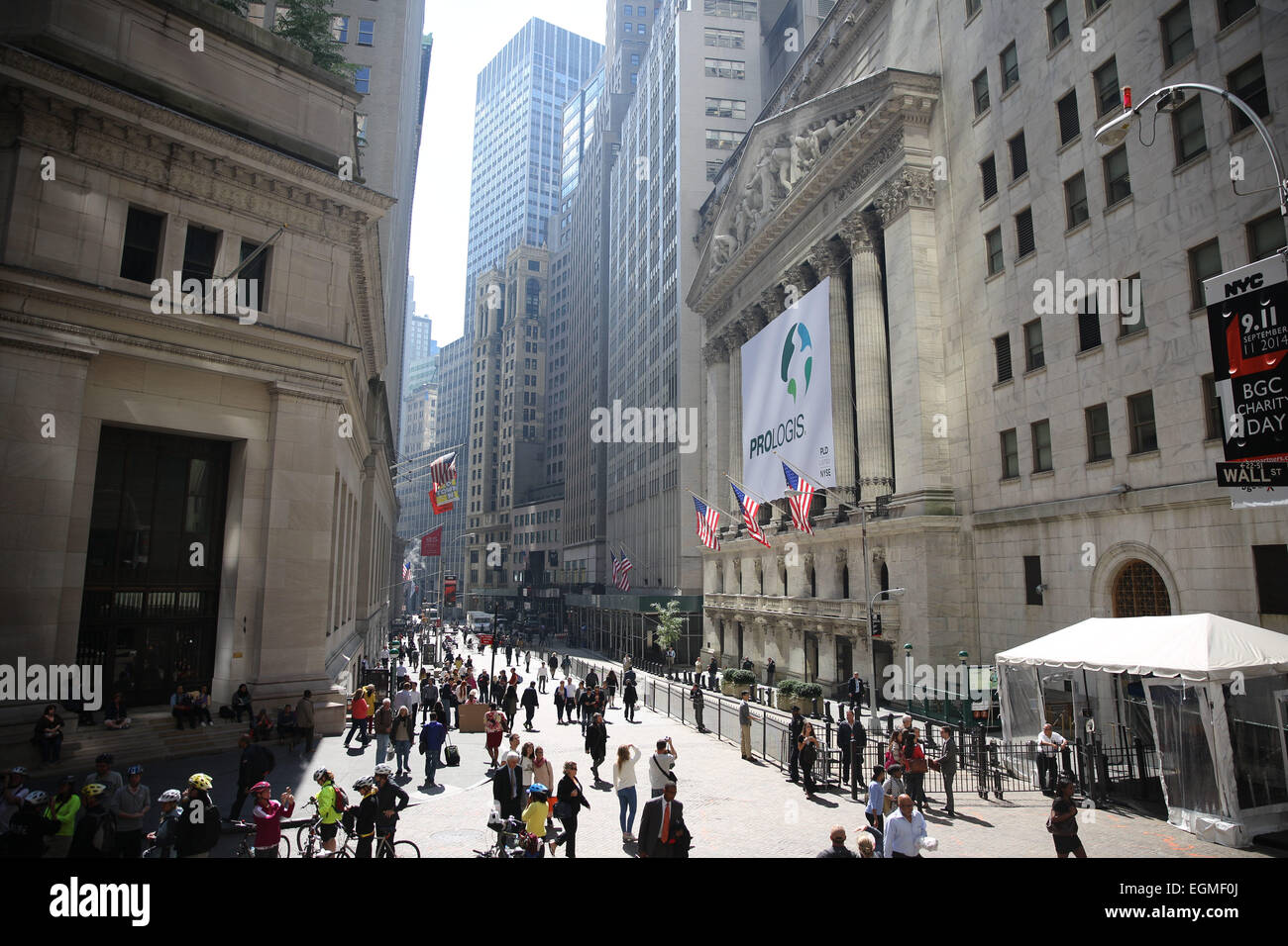 Wall Street and the New York Stock Exchange, Downtown Financial ...