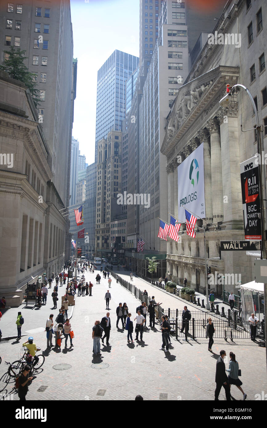 Wall Street and the New York Stock Exchange, Downtown Financial ...