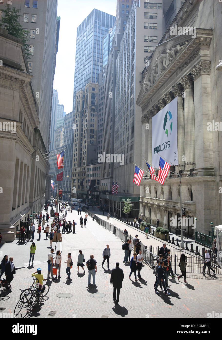 Wall Street and the New York Stock Exchange, Downtown Financial ...