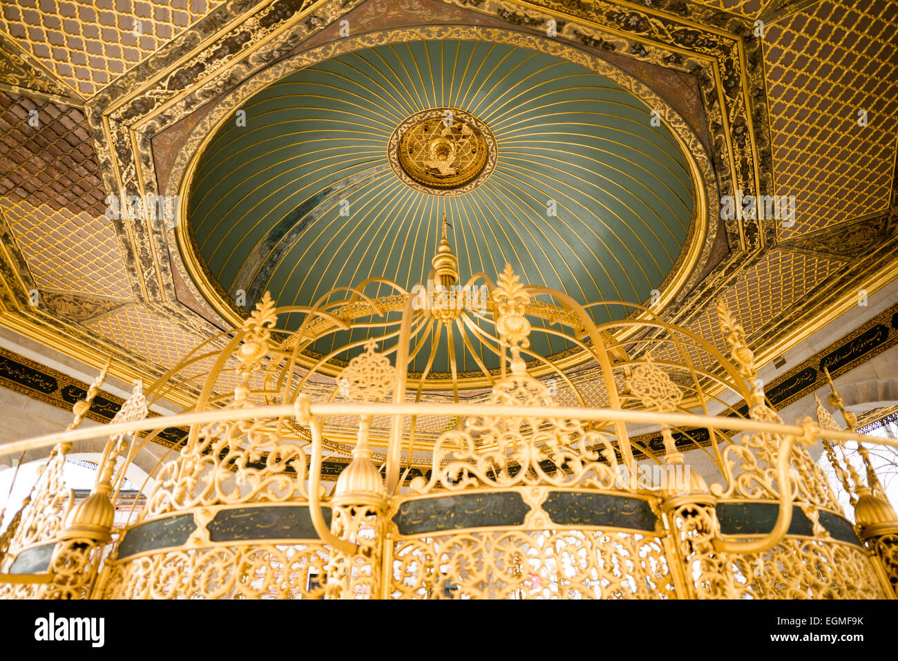 Ablutions fountain haghia sophia aya hi-res stock photography and ...