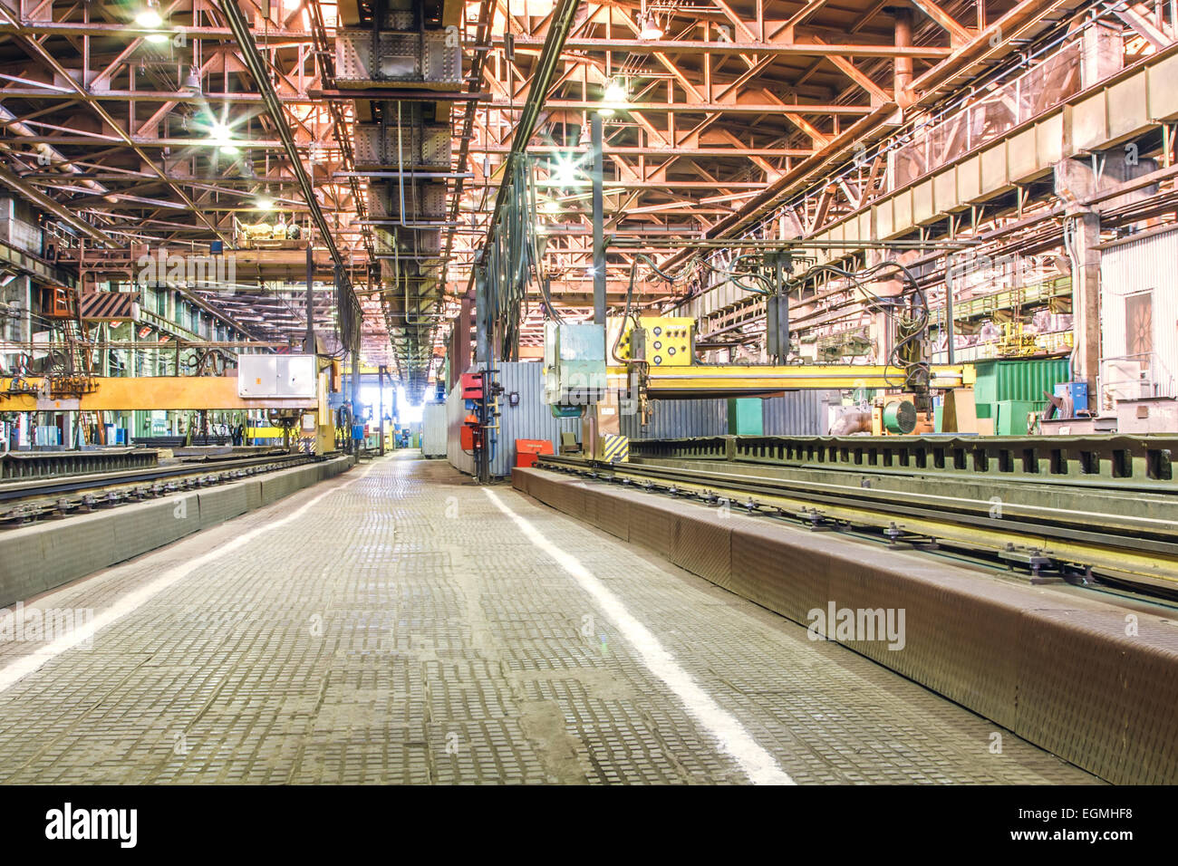 Machine building plant shop hi-res stock photography and images - Alamy