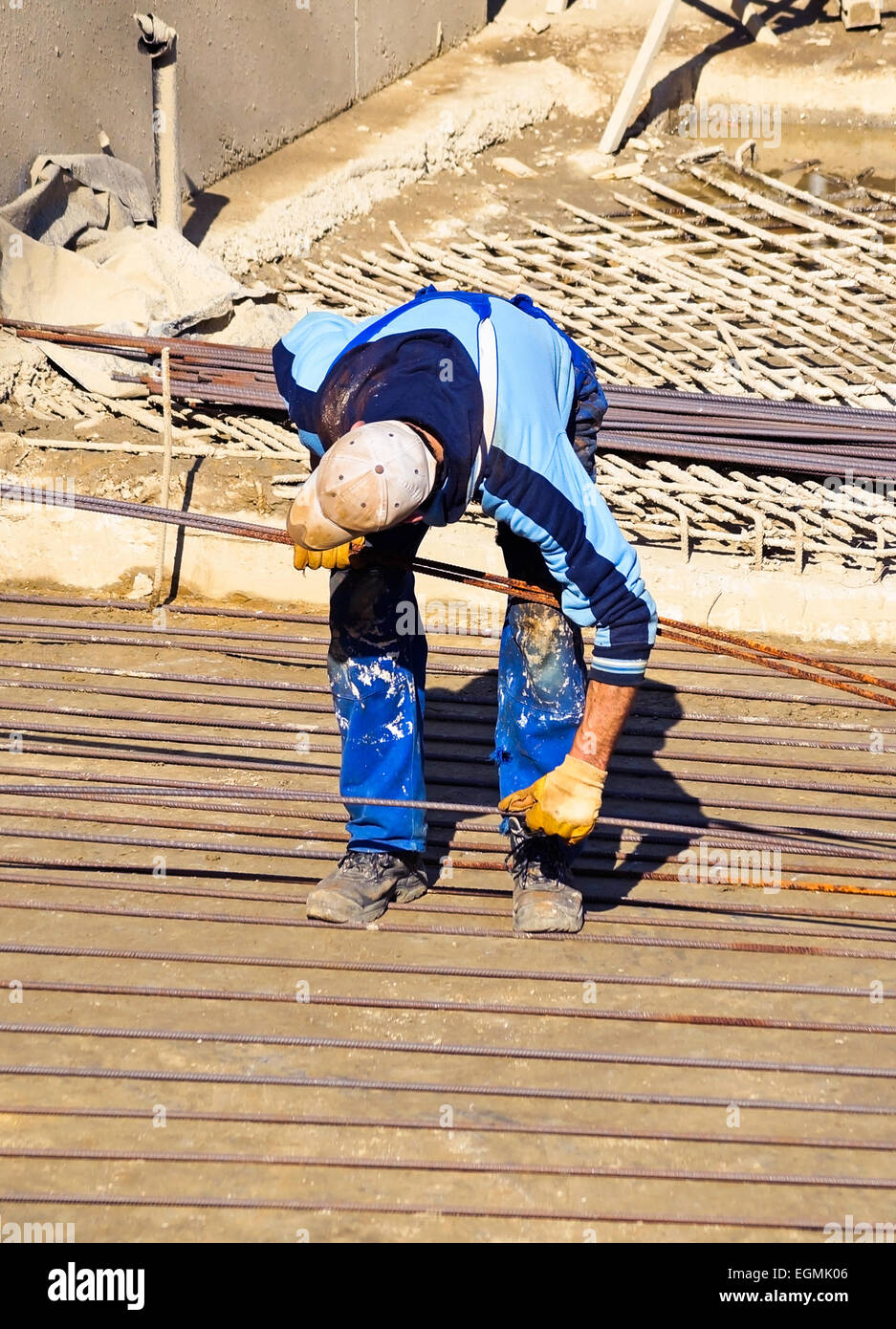 Constuction worker at work Stock Photo - Alamy