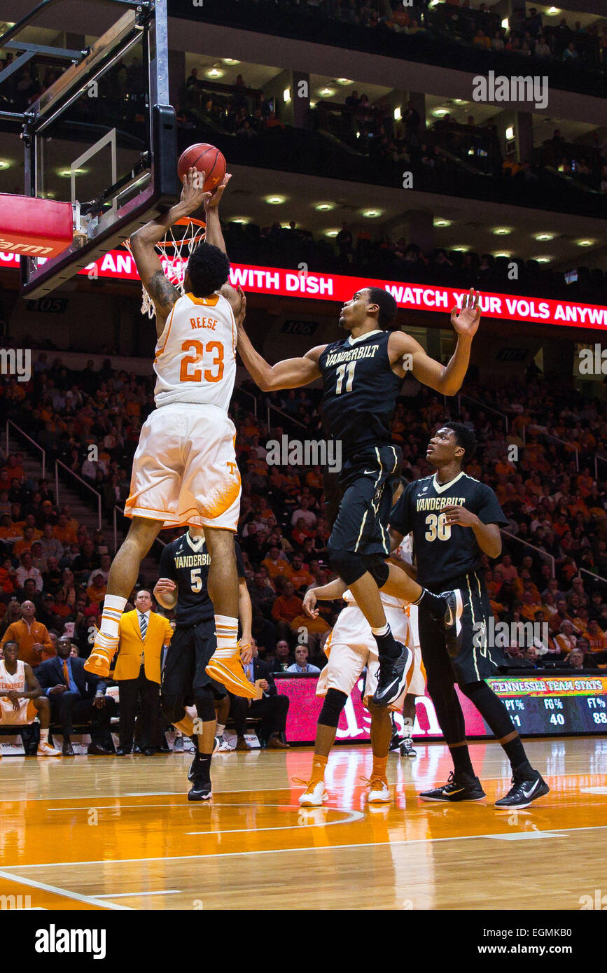 February 26, 2015: Derek Reese #23 of the Tennessee Volunteers shoots ...