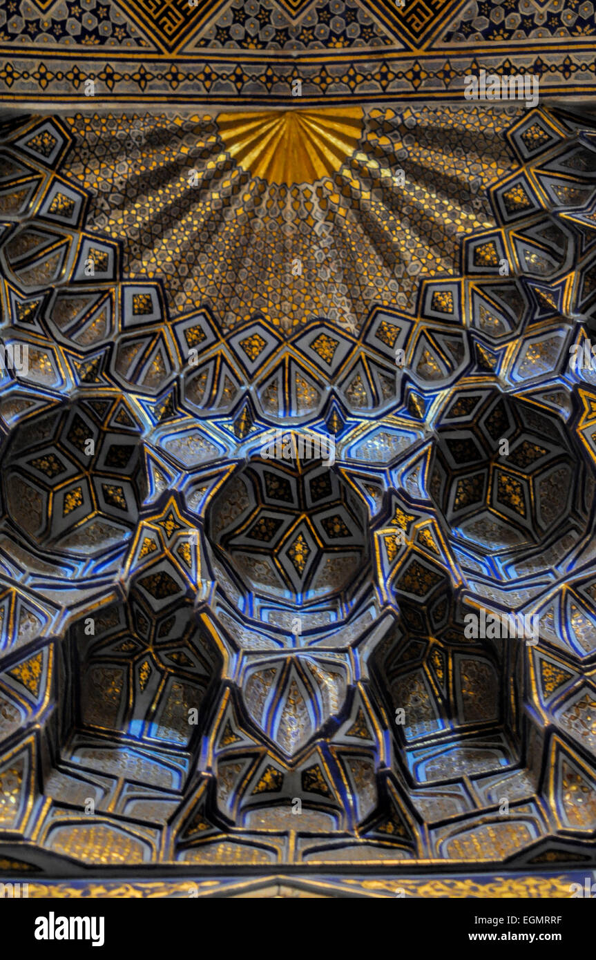 Islamic artwork hi-res stock photography and images - Alamy