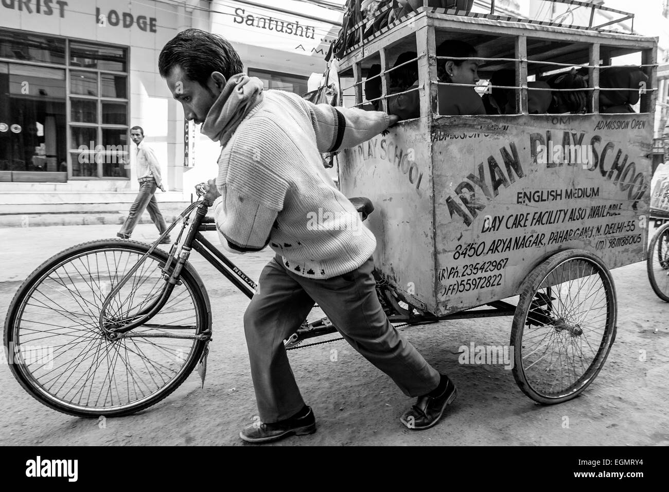 School Children Being Taken To School By Rickshaw Taxi, New Delhi ...
