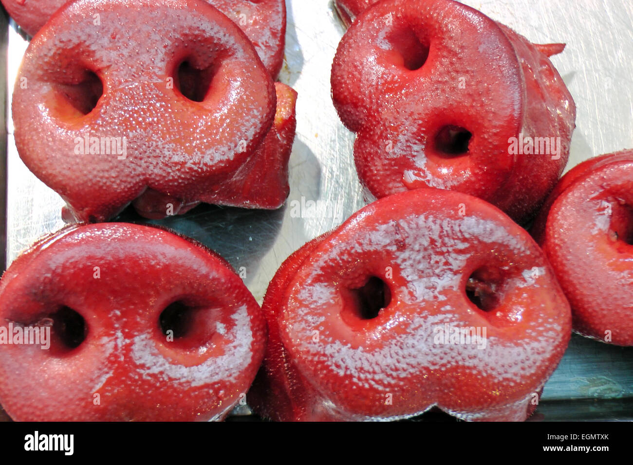 Whole Roasted Pig High Resolution Stock Photography and Images - Alamy