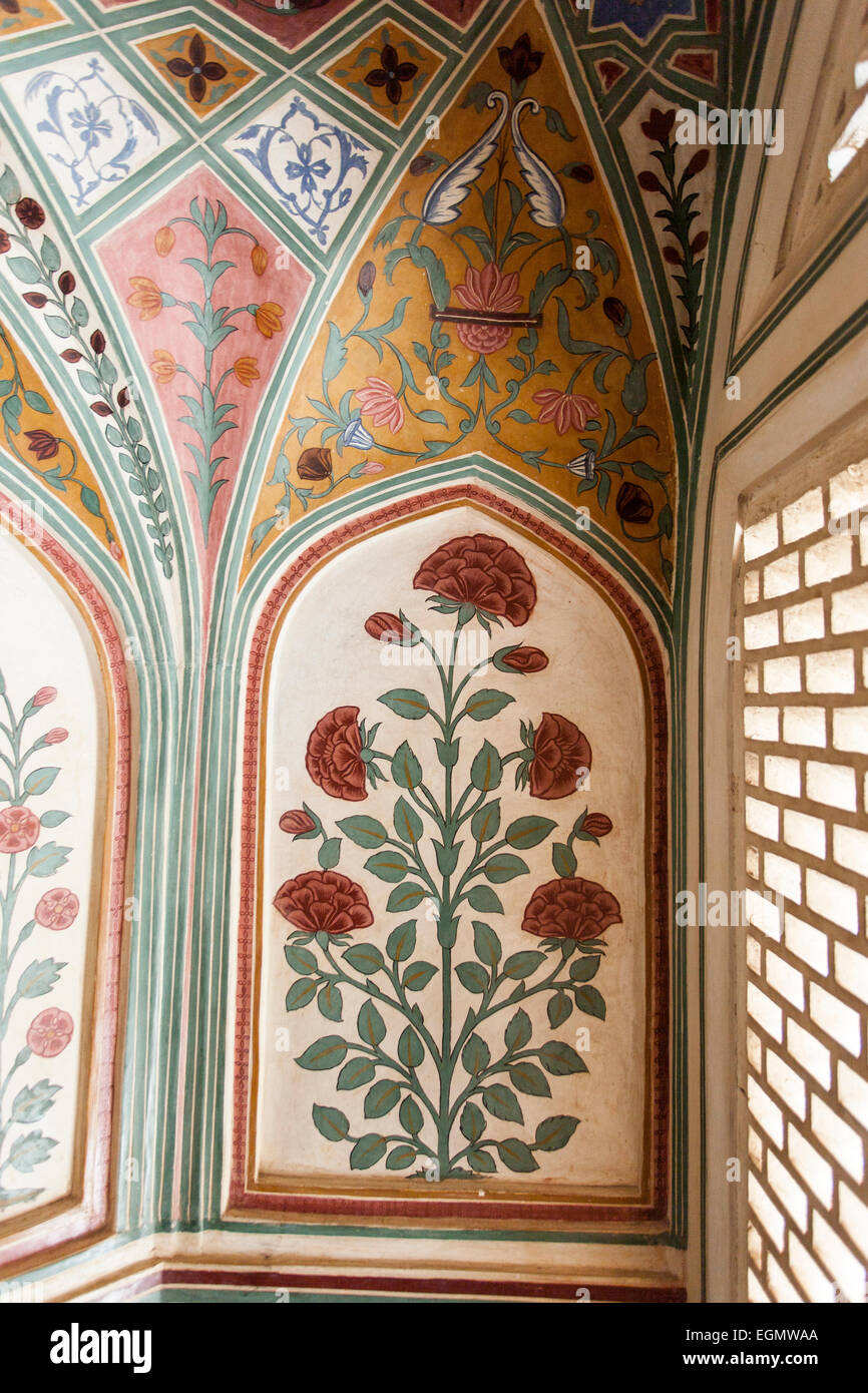 the Sheesh Mahal (mirror palace) in the Amber Palace Stock Photo - Alamy