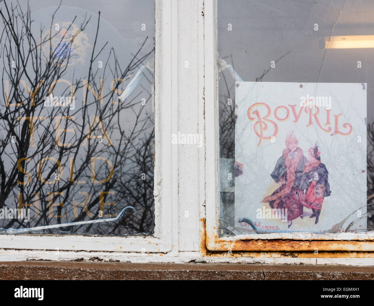 Devon cafe bovril sign hi-res stock photography and images - Alamy