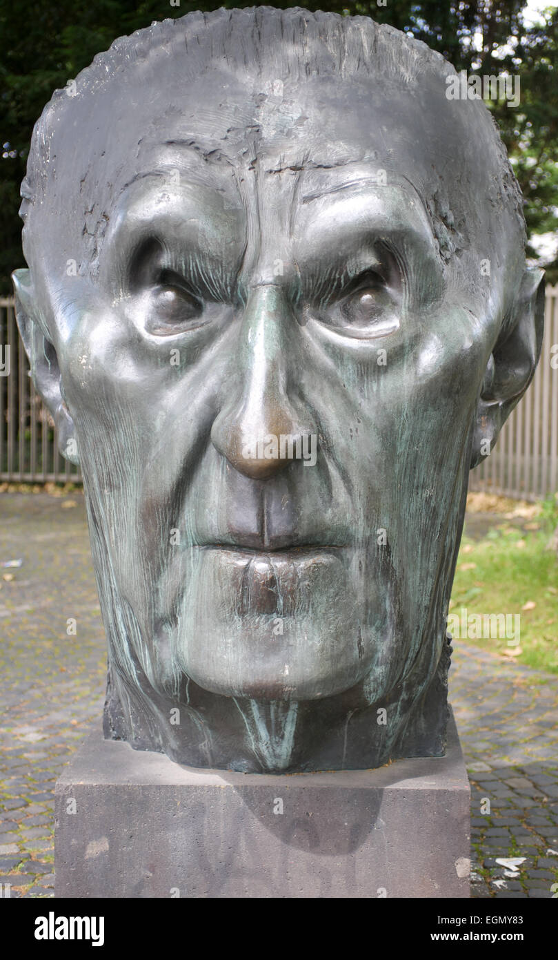 Statue of German Konrad Adenauer, Bonn, Germany Stock Photo - Alamy