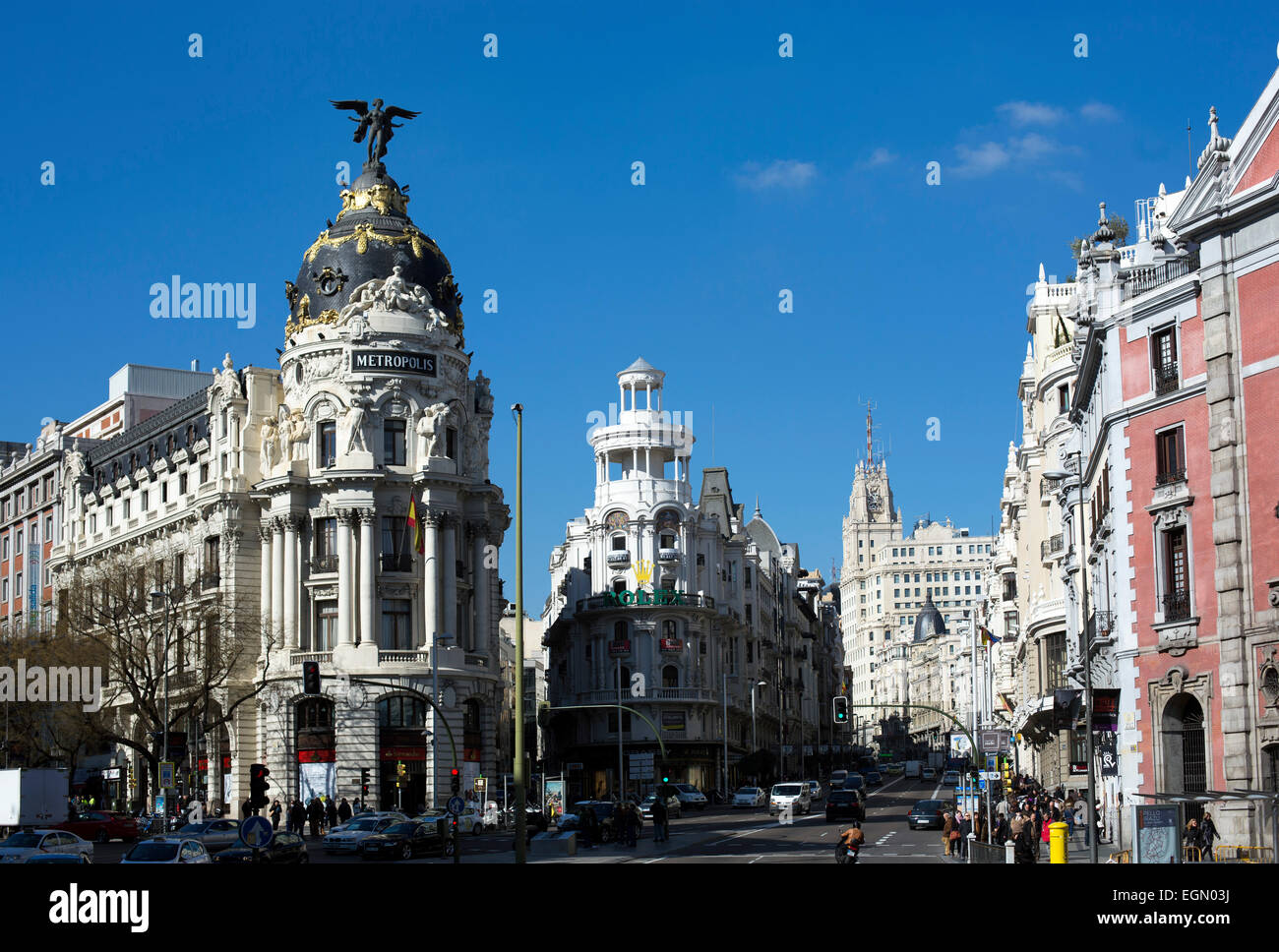Gran Via Madrid Metropolis office building Stock Photo - Alamy