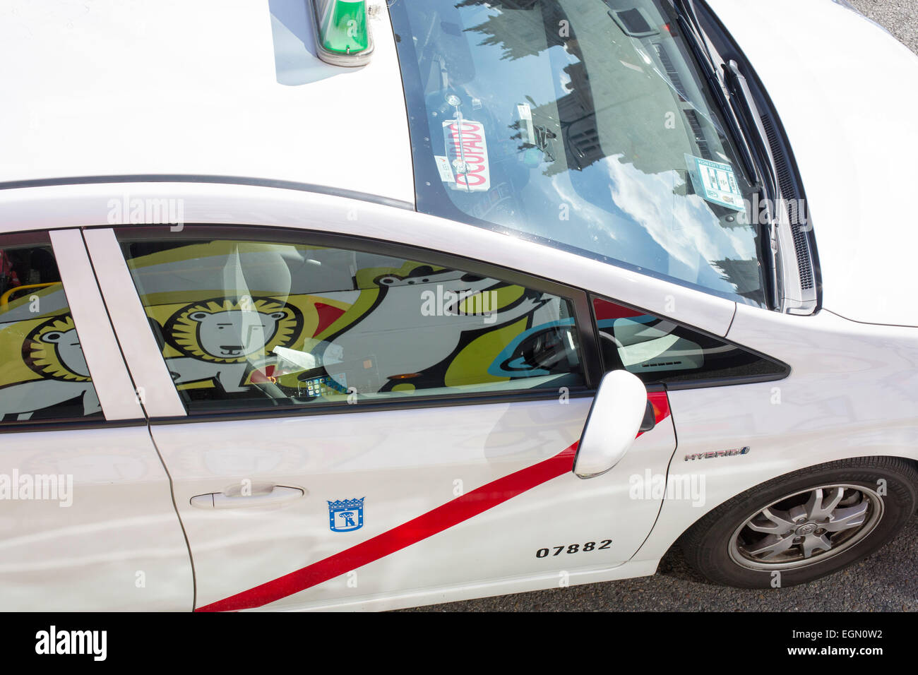 Cab taxi animal reflection driver bear lions funny Stock Photo - Alamy