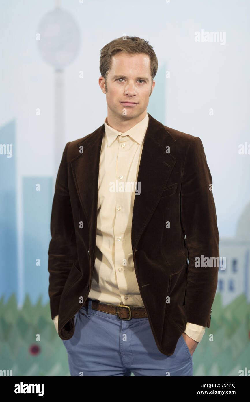 The cast of Dating Daisy promoting their ARD TV series at 25 hours ...