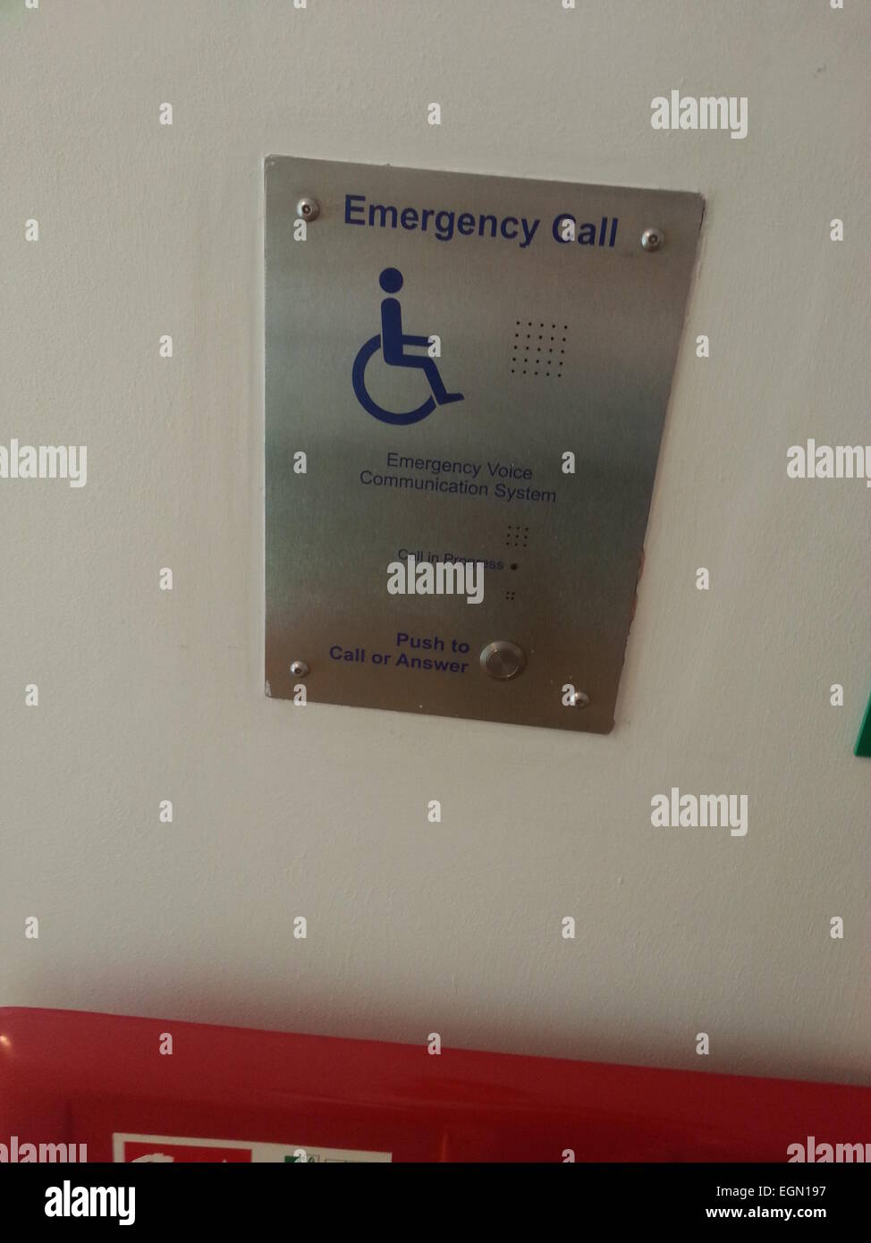 Disabled refuge sign hi-res stock photography and images - Alamy