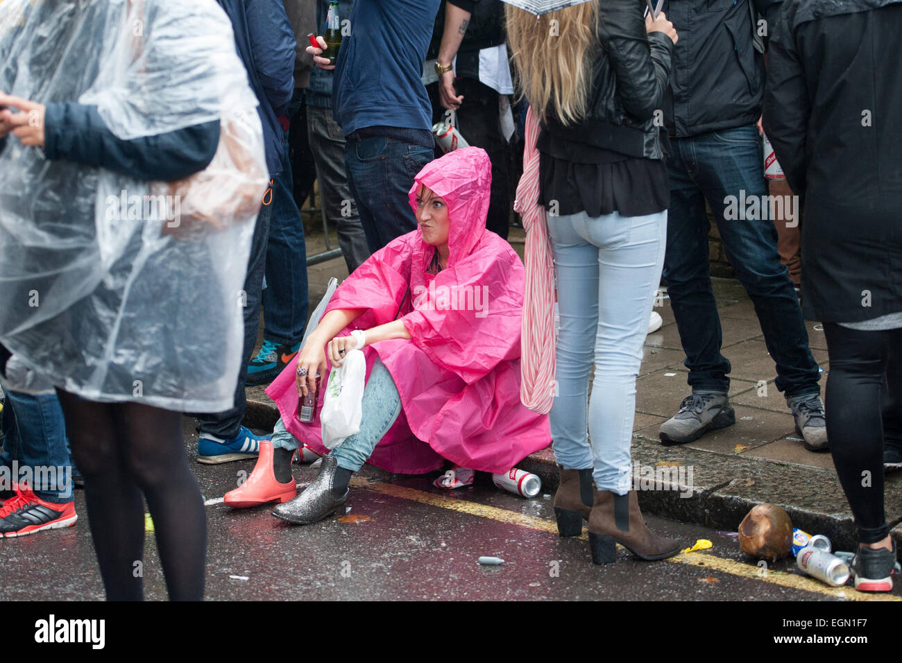 Disappointed Lily Allen fans after her gig is a washout due to a water ...