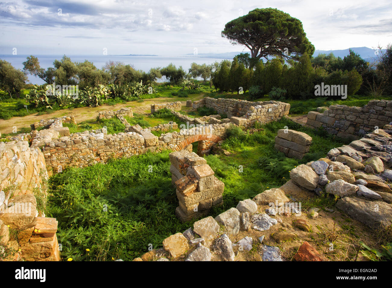 Ancient roman shop hi-res stock photography and images - Alamy