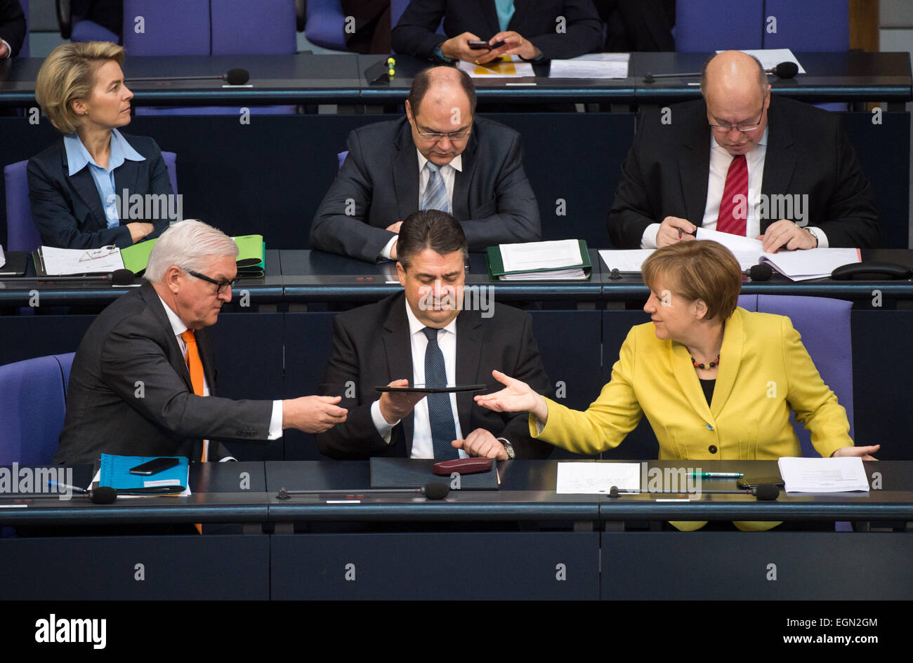 German Foreign Minister Frank-Walter Steinmeier (SPD, L-R), German ...