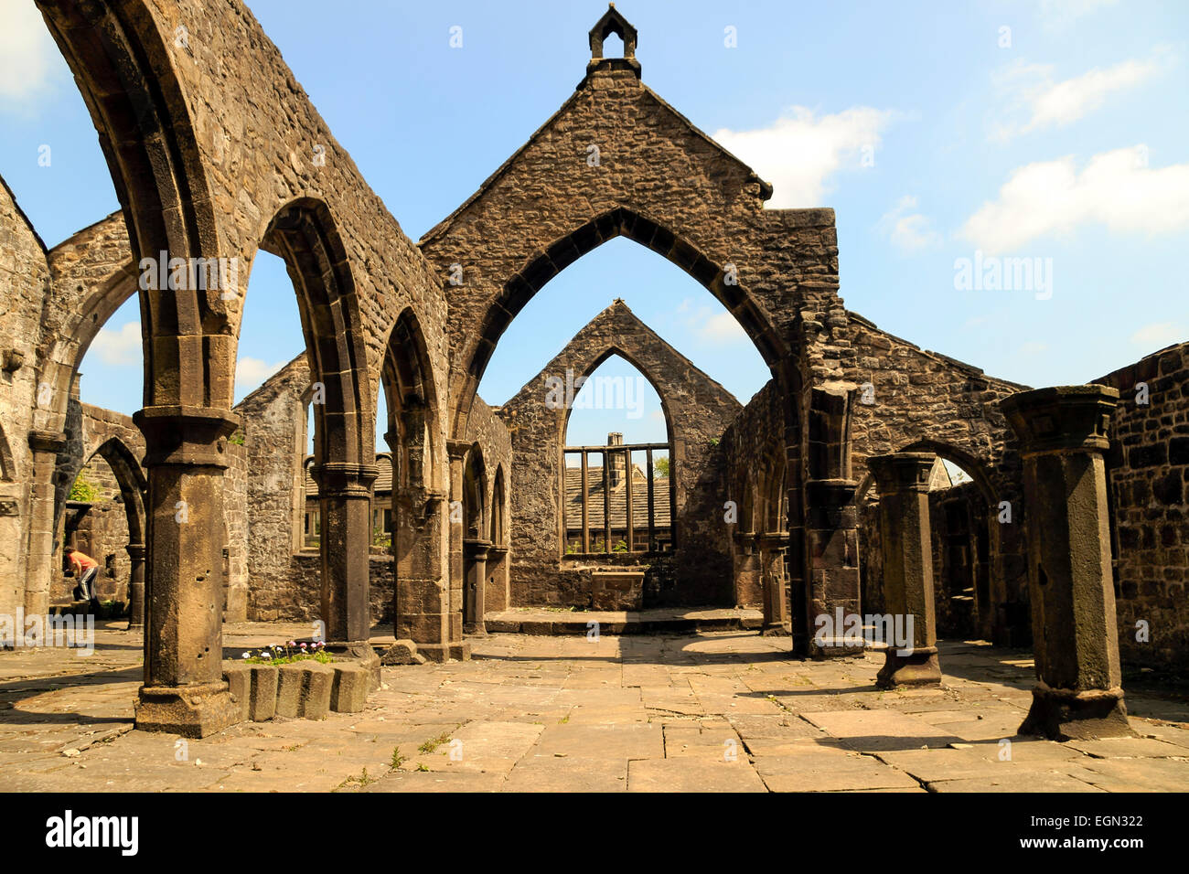 Thomas à becket parish church hi-res stock photography and images - Alamy