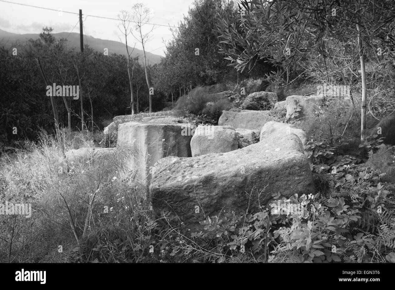Stone walls tower famous Black and White Stock Photos & Images - Alamy