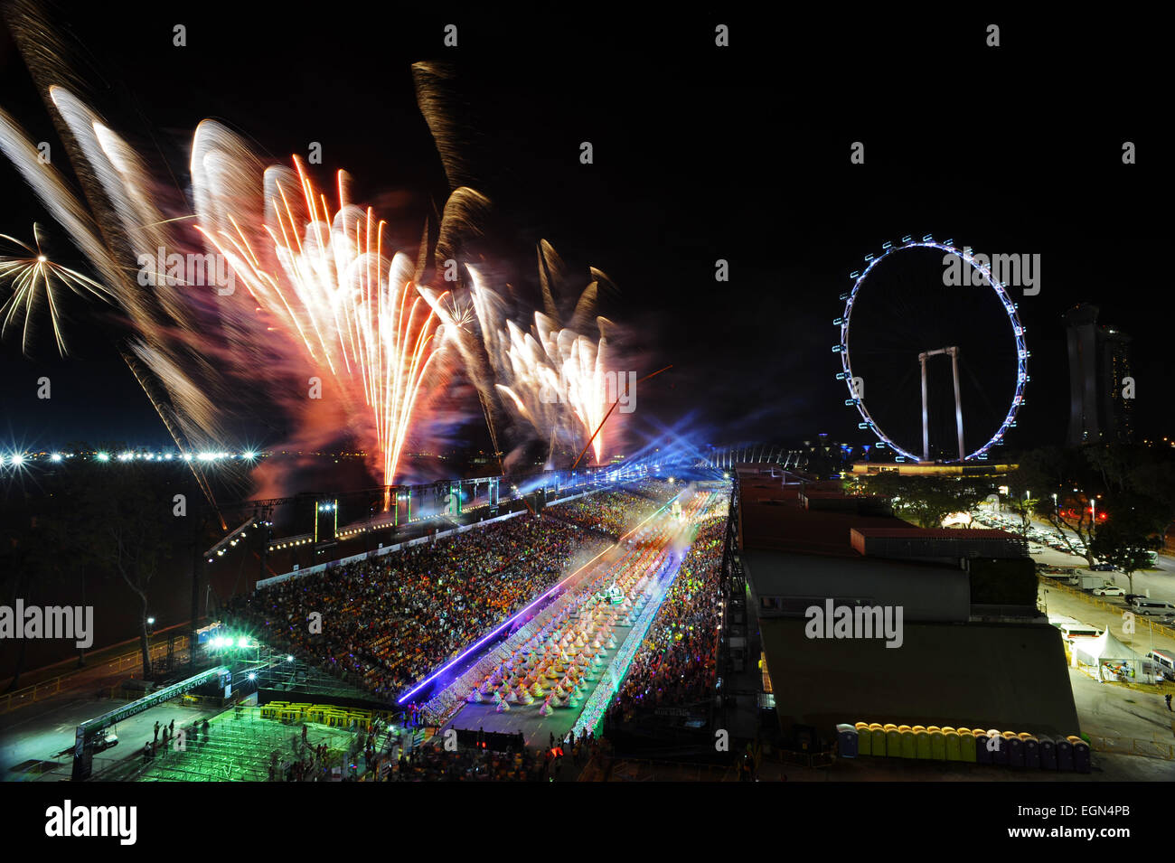 Singapore, Singapore. 27th Feb, 2015. Fireworks explode over Singapore ...