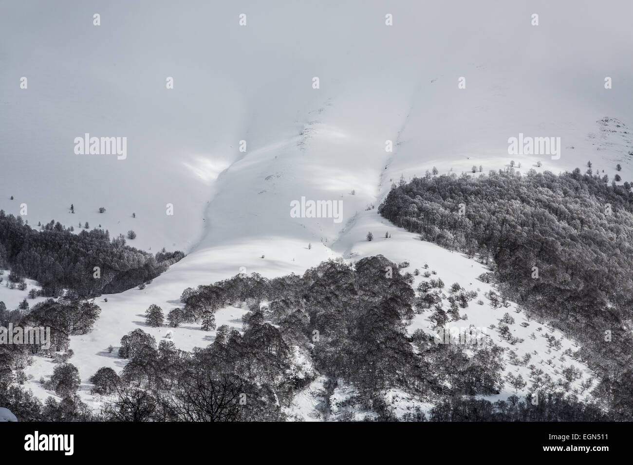 Winter and snow in Abruzzo, Italy Stock Photo - Alamy