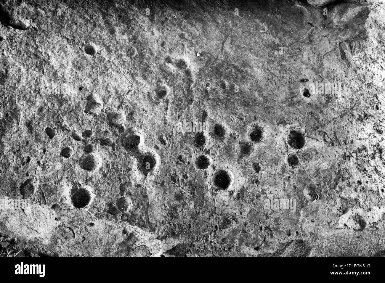 Cassataro shelter and prehistoric cave paintings in Sicily Stock Photo ...