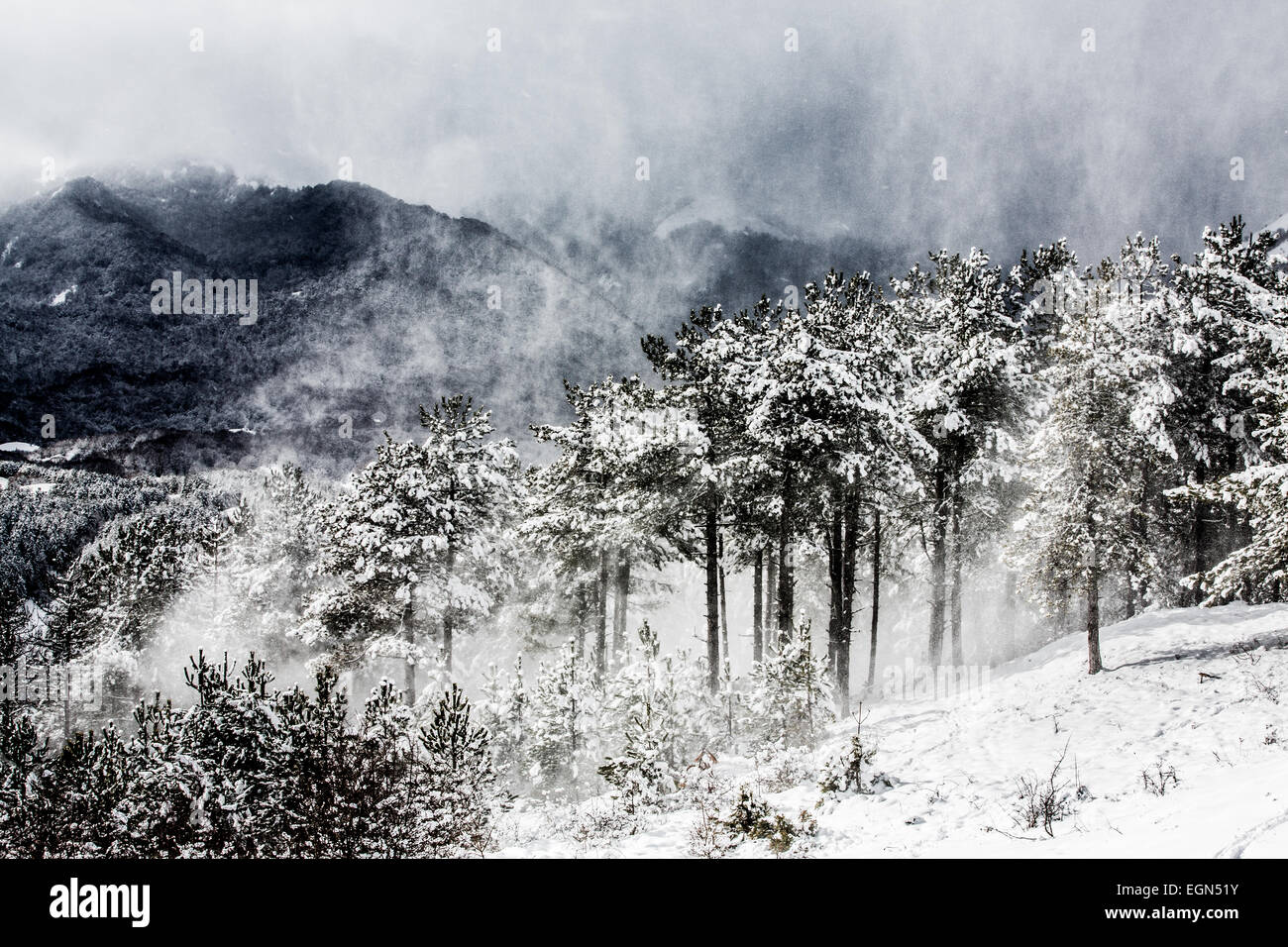 Winter and snow in Abruzzo, Italy Stock Photo - Alamy