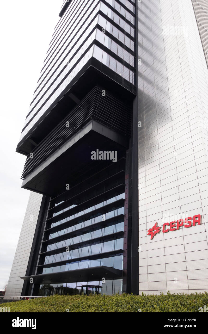 Entrance of Torre Bankia, Torre CEPSA, Cuatro Torres Business Area ...