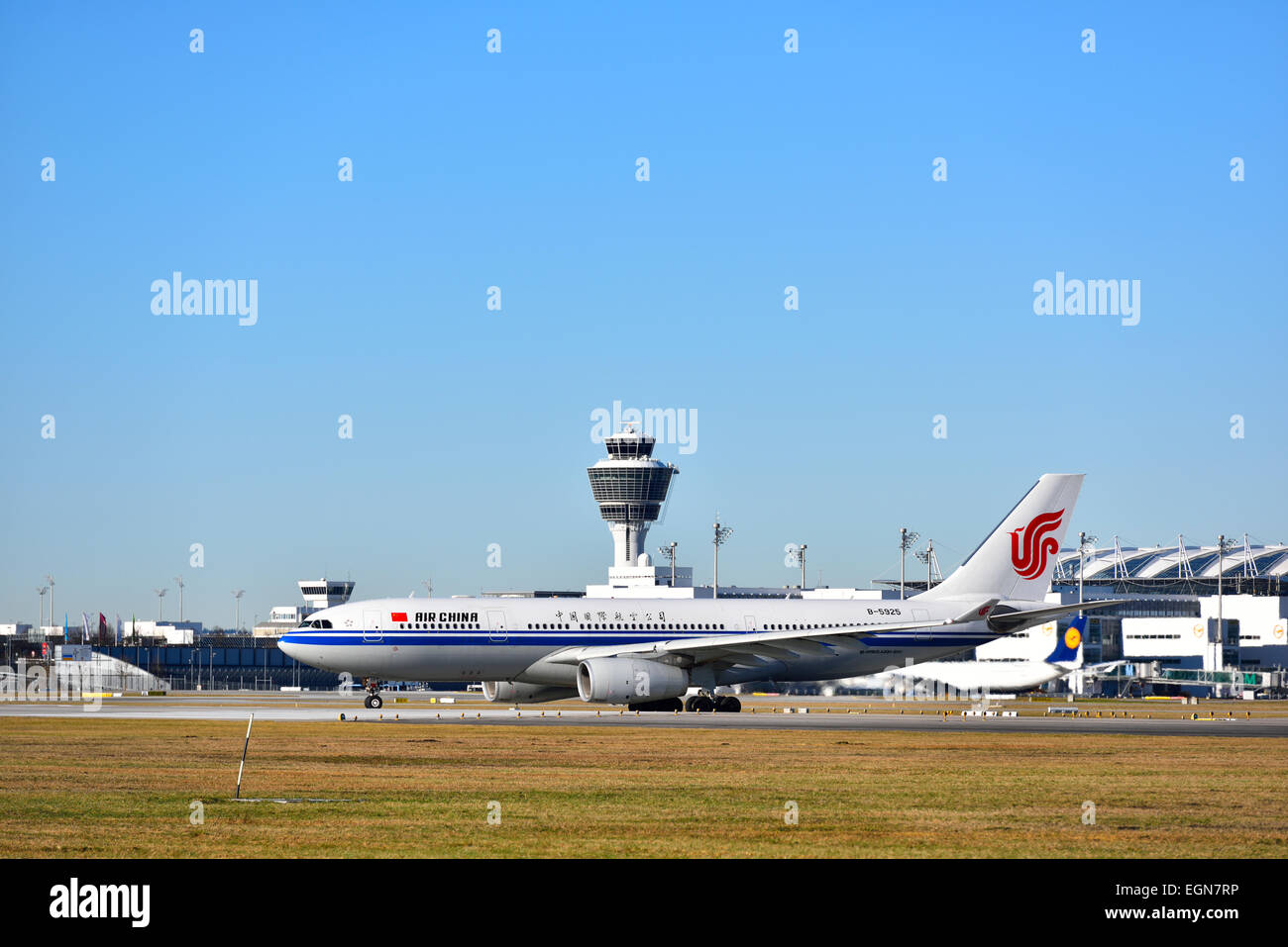 air china, airbus, A 330-200, roll out, aircraft, terminal 2, tower ...