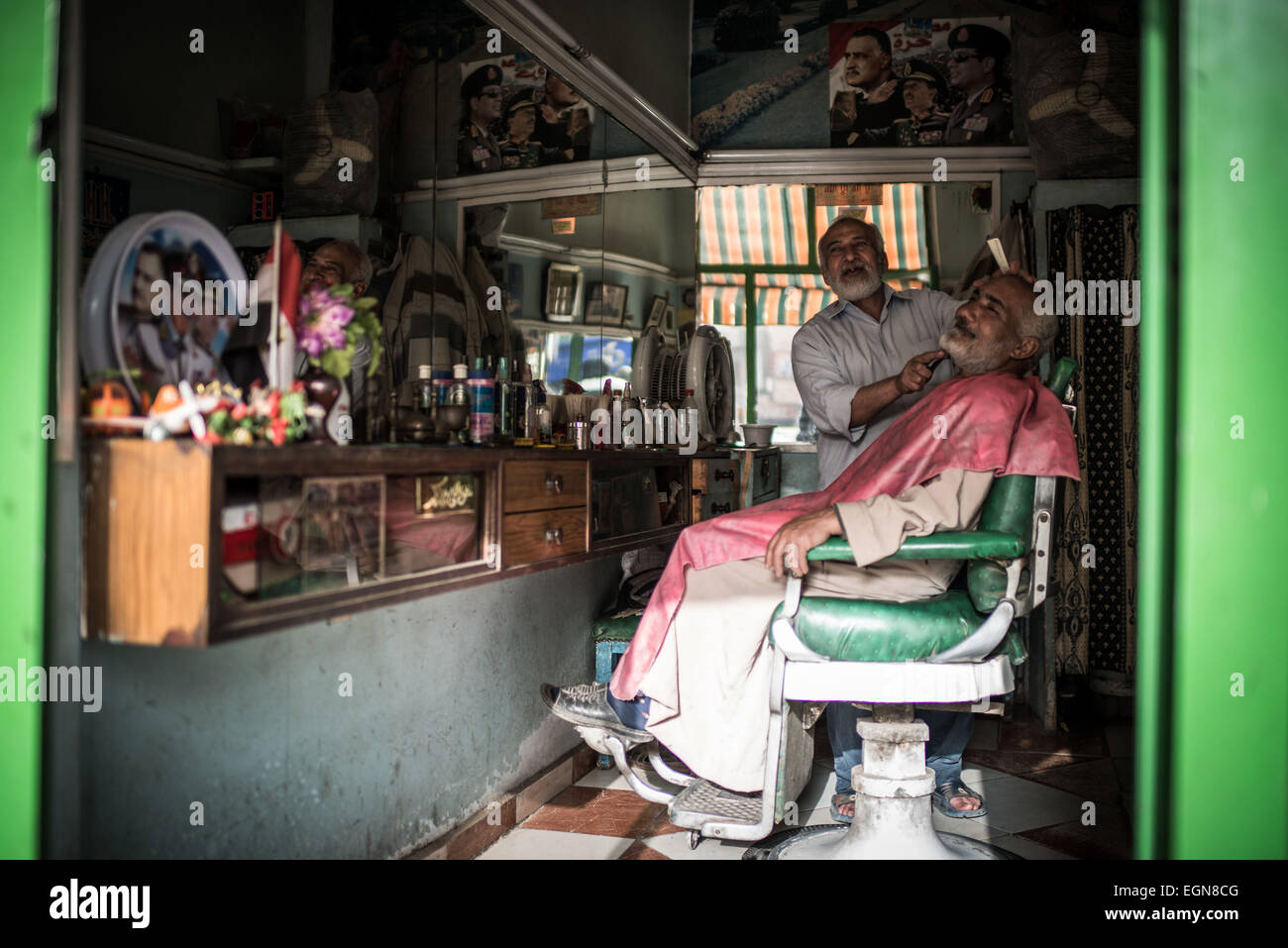 A barbershop hi-res stock photography and images - Alamy