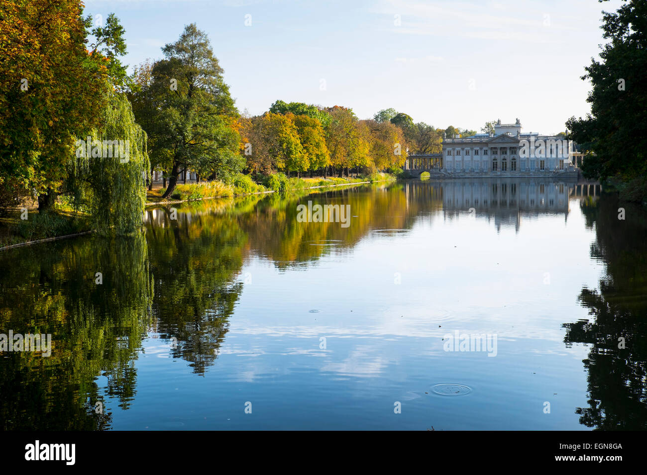 Palace on the Isle in Warsaw's Lazienkowski Park Stock Photo - Alamy