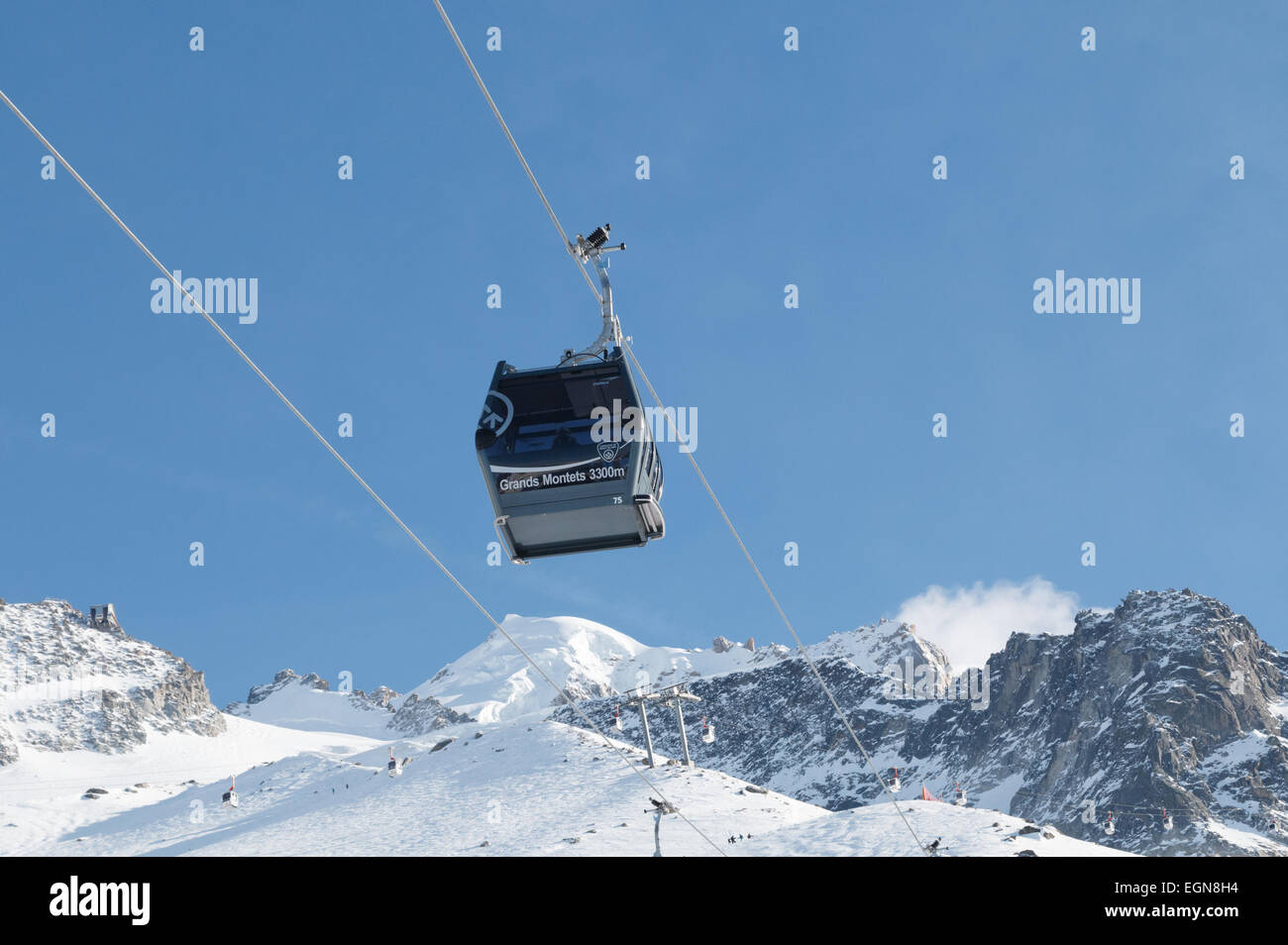Bubble lift hi-res stock photography and images - Alamy