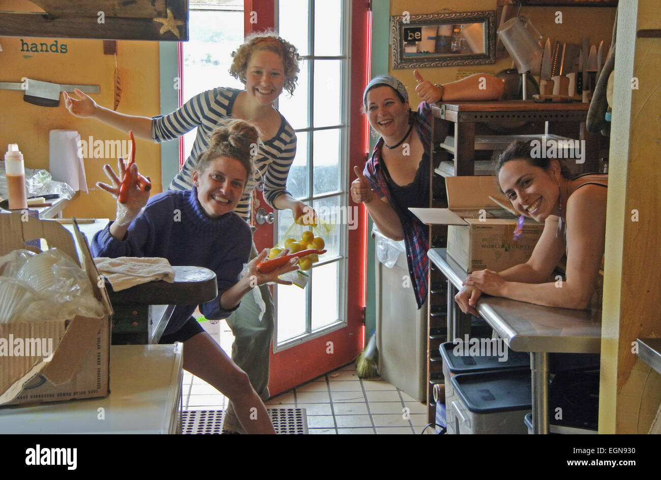 Waitresses hi-res stock photography and images - Alamy