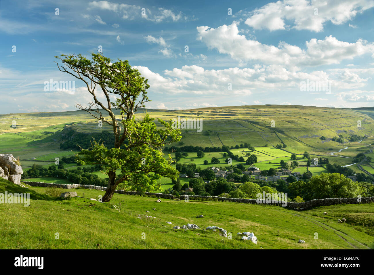 Arncliffe village north yorkshire england hi-res stock photography and ...