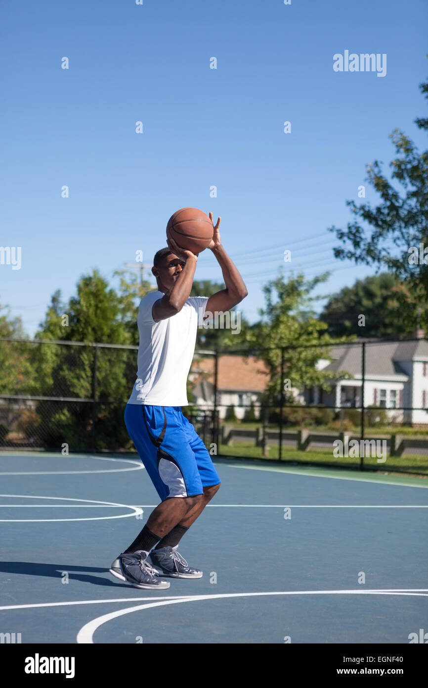 Shot three hi-res stock photography and images - Alamy