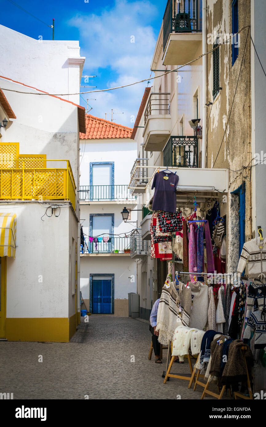 Street nazare portugal hi-res stock photography and images - Alamy